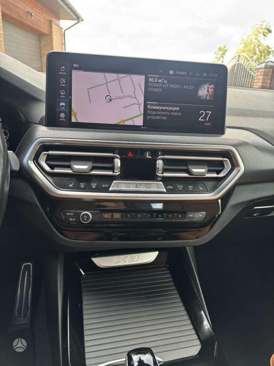 Black BMW X3 2022 in Kedainiai, with an engine capacity of 2.00 L and mileage of 93 thousand km for 31650 €, photo 15 on AUTOMOTO.COM.LV