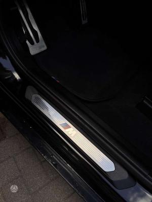 Black BMW X3 2022 in Kedainiai, with an engine capacity of 2.00 L and mileage of 93 thousand km for 31650 €, photo 23 on AUTOMOTO.COM.LV
