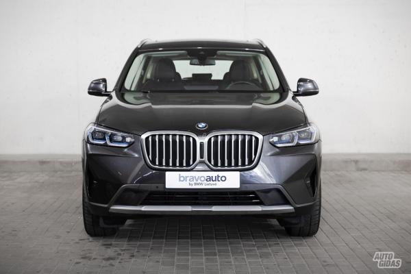BMW X3 2022 Viļņa vietnē Melns BMW X3 2022 Viļņa, ar dzinēja tilpumu 2.00 L un nobraukumu 93 tūkst. km par 35491 €, foto 3 vietnē AUTOMOTO.COM.LV