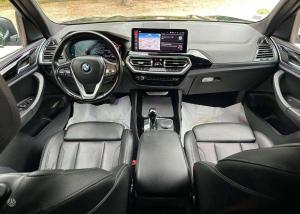 Black BMW X3 2022 in Kaunas, with an engine capacity of 0.00 L and mileage of 275 thousand km for 21950 €, photo 8 on AUTOMOTO.COM.LV