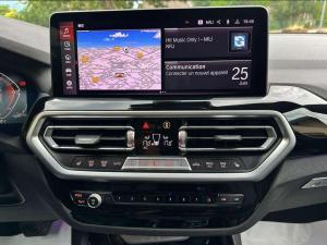 Black BMW X3 2022 in Kaunas, with an engine capacity of 0.00 L and mileage of 275 thousand km for 21950 €, photo 18 on AUTOMOTO.COM.LV