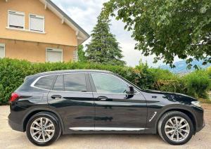 Black BMW X3 2022 in Kaunas, with an engine capacity of 0.00 L and mileage of 275 thousand km for 21950 €, photo 20 on AUTOMOTO.COM.LV