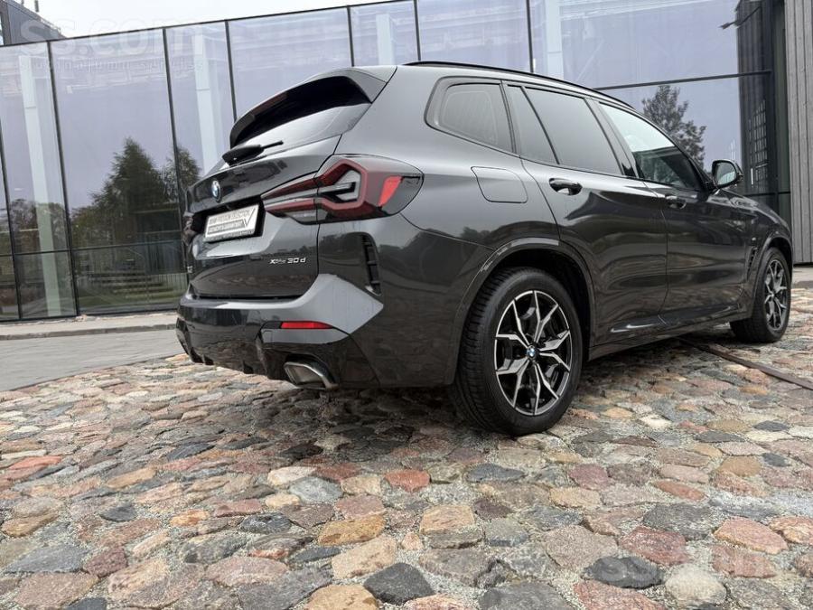Melns BMW X3 2022 Rīga, ar dzinēja tilpumu 3.00 L un nobraukumu 141 tūkst. km par 30555 €, foto 7 vietnē AUTOMOTO.COM.LV