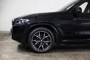 Black BMW X3 2022 in Vilnius, with an engine capacity of 2.00 L and mileage of 161 thousand km for 33991 €, photo 8 on AUTOMOTO.COM.LV