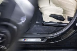 Black BMW X3 2022 in Vilnius, with an engine capacity of 2.00 L and mileage of 161 thousand km for 33991 €, photo 17 on AUTOMOTO.COM.LV