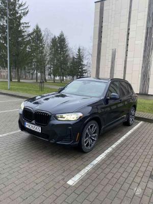 Black BMW X3 2023 in Taurage, with an engine capacity of 2.00 L and mileage of 118 thousand km for 30500 €, photo 2 on AUTOMOTO.COM.LV