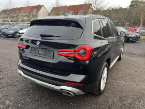 Black BMW X3 2023 in Vilnius, with an engine capacity of 2.00 L and mileage of 175 thousand km for 30500 €, photo 4 on AUTOMOTO.COM.LV