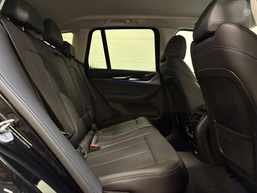 Melns BMW X3 2023 Viļņa, ar dzinēja tilpumu 2.00 L un nobraukumu 55 tūkst. km par 39990 €, foto 34 vietnē AUTOMOTO.COM.LV