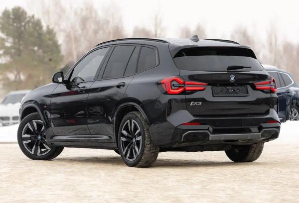 Melns BMW X3 2023 Jelgava, ar dzinēja tilpumu 0.00 L un nobraukumu 142 tūkst. km par 32000 €, foto 6 vietnē AUTOMOTO.COM.LV