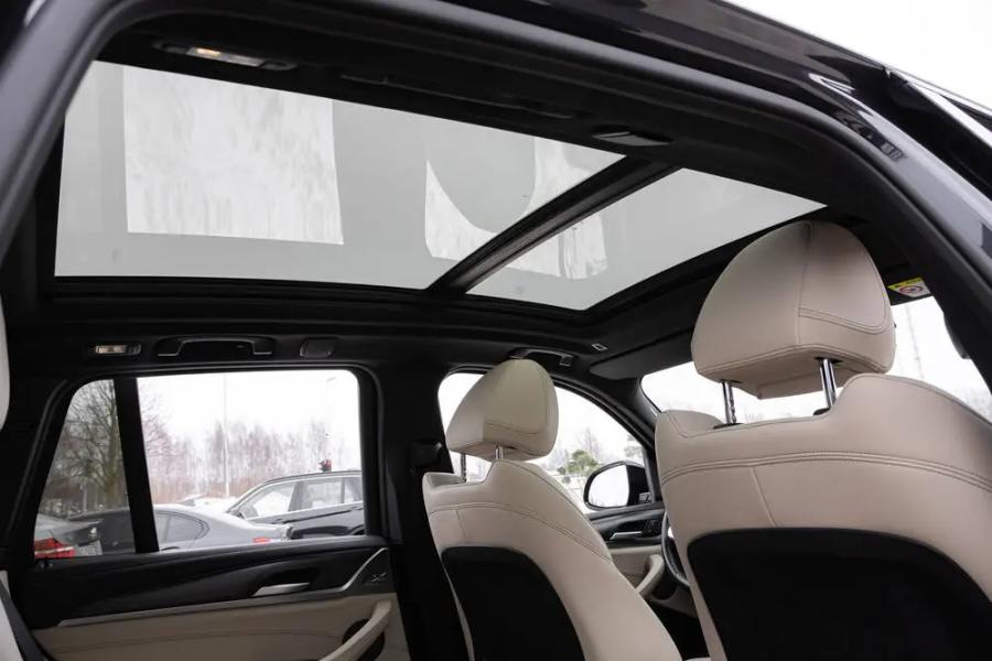 Melns BMW X3 2023 Jelgava, ar dzinēja tilpumu 0.00 L un nobraukumu 142 tūkst. km par 32000 €, foto 13 vietnē AUTOMOTO.COM.LV