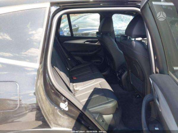 Melns BMW X3 2023 Klaipėda, ar dzinēja tilpumu 2.00 L un nobraukumu 42 tūkst. km par 12900 €, foto 8 vietnē AUTOMOTO.COM.LV