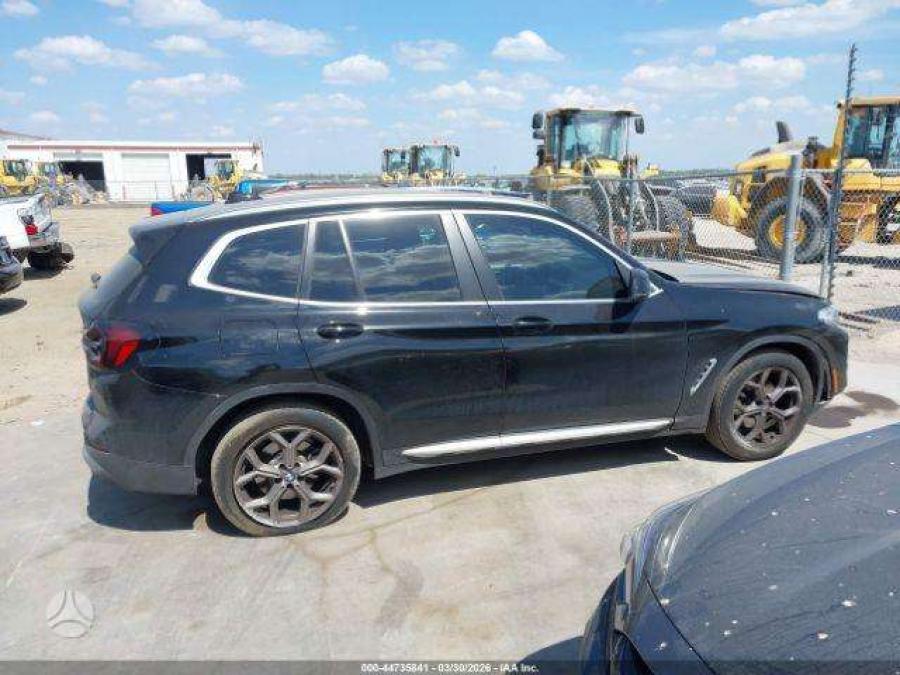 Black BMW X3 2023 in Klaipeda, with an engine capacity of 2.00 L and mileage of 42 thousand km for 12900 €, photo 14 on AUTOMOTO.COM.LV