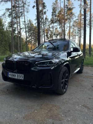 Black BMW X3 2023 in Panevezys, with an engine capacity of 3.00 L and mileage of 36 thousand km for 39000 €, photo 3 on AUTOMOTO.COM.LV