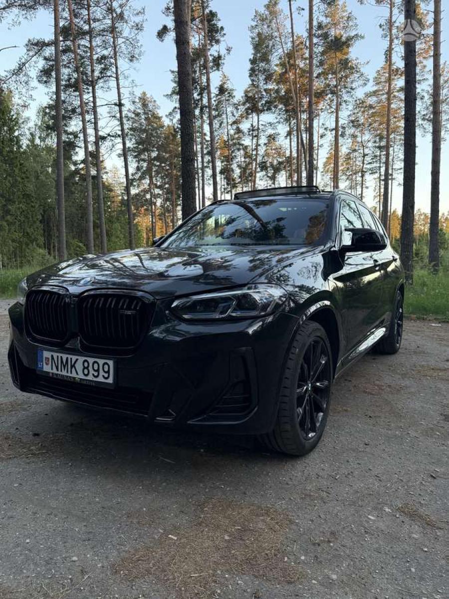 Black BMW X3 2023 in Panevezys, with an engine capacity of 3.00 L and mileage of 36 thousand km for 39000 €, photo 3 on AUTOMOTO.COM.LV