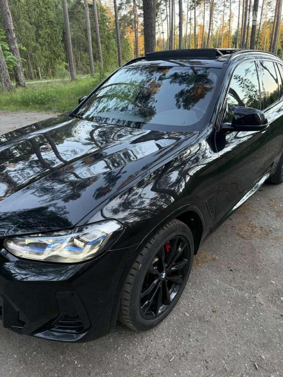Black BMW X3 2023 in Panevezys, with an engine capacity of 3.00 L and mileage of 36 thousand km for 39000 €, photo 5 on AUTOMOTO.COM.LV