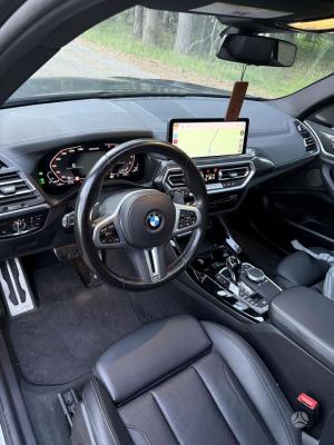 Black BMW X3 2023 in Panevezys, with an engine capacity of 3.00 L and mileage of 36 thousand km for 39000 €, photo 9 on AUTOMOTO.COM.LV