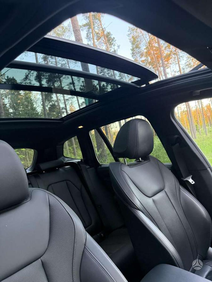 Black BMW X3 2023 in Panevezys, with an engine capacity of 3.00 L and mileage of 36 thousand km for 39000 €, photo 12 on AUTOMOTO.COM.LV