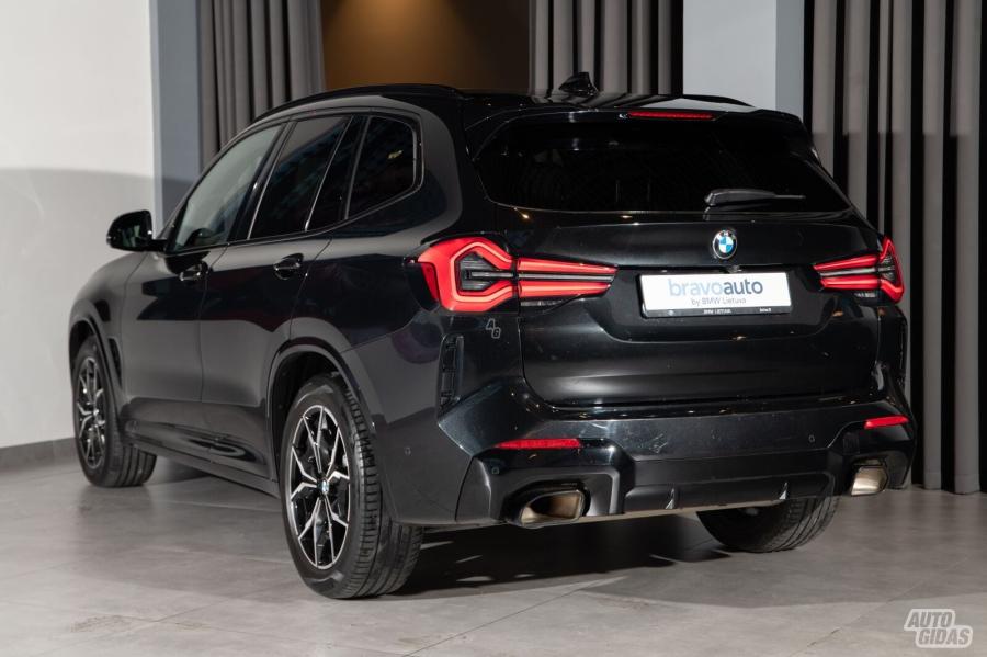 Black BMW X3 2023 in Kaunas, with an engine capacity of 2.00 L and mileage of 68 thousand km for 41771 €, photo 6 on AUTOMOTO.COM.LV