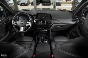 Black BMW X3 2023 in Kaunas, with an engine capacity of 2.00 L and mileage of 68 thousand km for 41771 €, photo 15 on AUTOMOTO.COM.LV