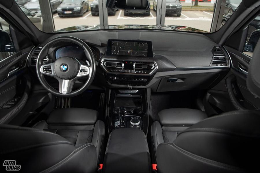 Black BMW X3 2023 in Kaunas, with an engine capacity of 2.00 L and mileage of 68 thousand km for 41771 €, photo 15 on AUTOMOTO.COM.LV