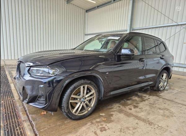Melns BMW X3 2024 Klaipėda, ar dzinēja tilpumu 2.99 L un nobraukumu 47 tūkst. km par 25250 €, foto 3 vietnē AUTOMOTO.COM.LV