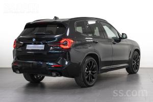 Black BMW X3 2024 in Riga, with an engine capacity of 2.00 L and mileage of 47 thousand km for 48500 €, photo 5 on AUTOMOTO.COM.LV