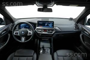 Black BMW X3 2024 in Riga, with an engine capacity of 2.00 L and mileage of 47 thousand km for 48500 €, photo 8 on AUTOMOTO.COM.LV