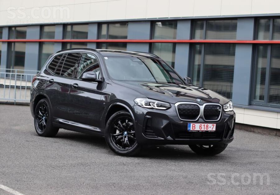 Melns BMW X3 2024 Rīga, ar dzinēja tilpumu 2.00 L un nobraukumu 25 tūkst. km par 41980 €, foto 1 vietnē AUTOMOTO.COM.LV