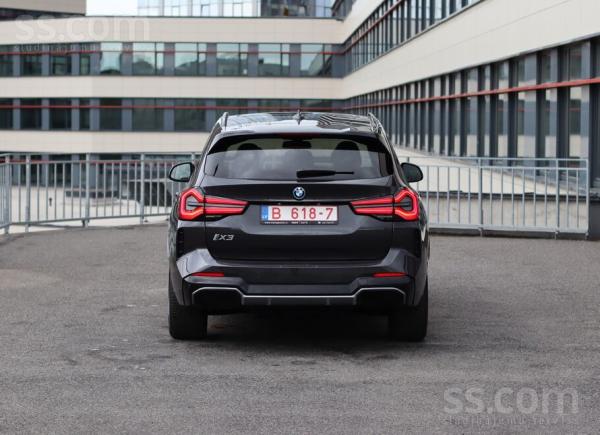 Melns BMW X3 2024 Rīga, ar dzinēja tilpumu 2.00 L un nobraukumu 25 tūkst. km par 41980 €, foto 5 vietnē AUTOMOTO.COM.LV