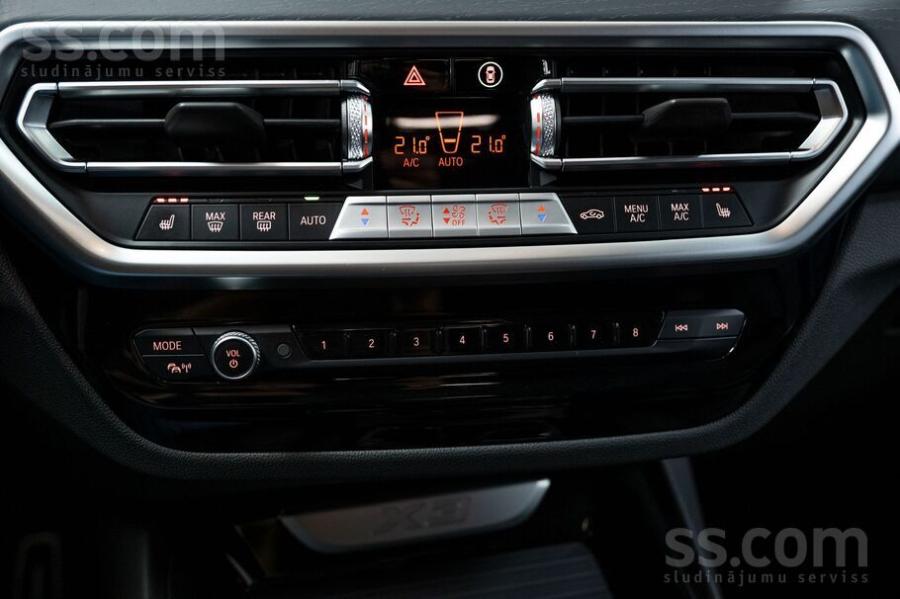 Melns BMW X3 2024 Rīga, ar dzinēja tilpumu 2.00 L un nobraukumu 50 tūkst. km par 49500 €, foto 20 vietnē AUTOMOTO.COM.LV