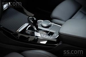Melns BMW X3 2024 Rīga, ar dzinēja tilpumu 2.00 L un nobraukumu 50 tūkst. km par 49500 €, foto 27 vietnē AUTOMOTO.COM.LV