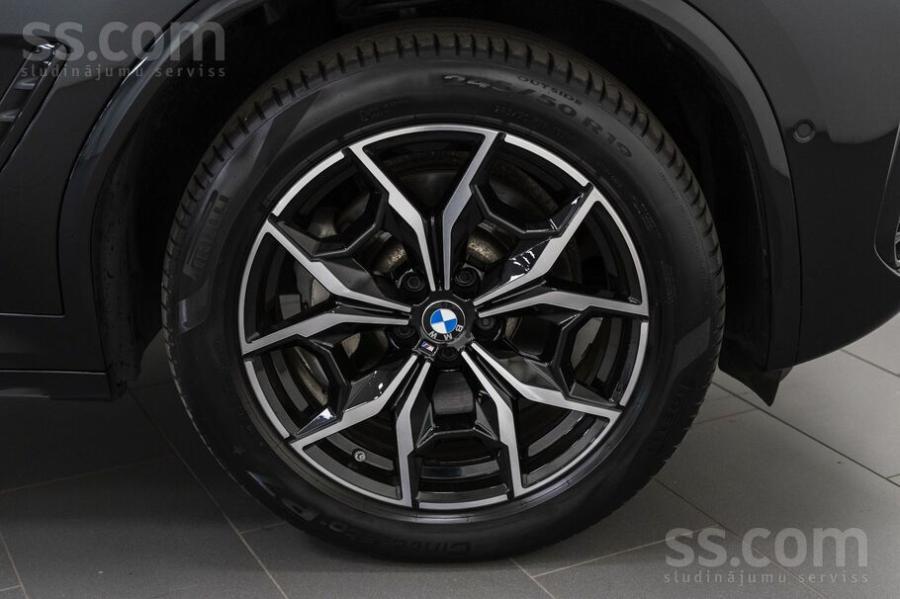 Melns BMW X3 2024 Rīga, ar dzinēja tilpumu 2.00 L un nobraukumu 50 tūkst. km par 49500 €, foto 34 vietnē AUTOMOTO.COM.LV