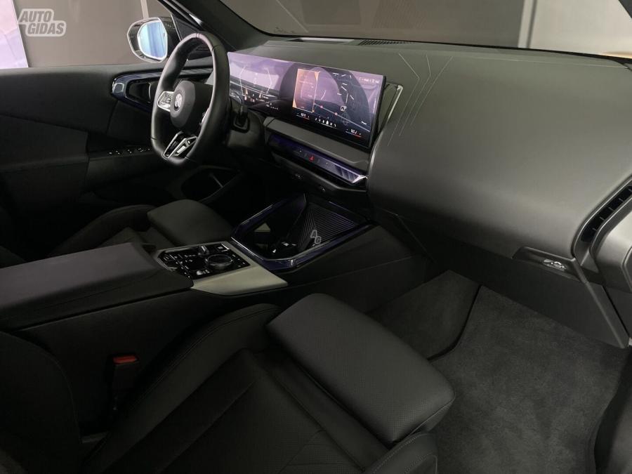 Black BMW X3 2025 in Klaipeda, with an engine capacity of 2.00 L and mileage of 15 thousand km for 56441 €, photo 15 on AUTOMOTO.COM.LV