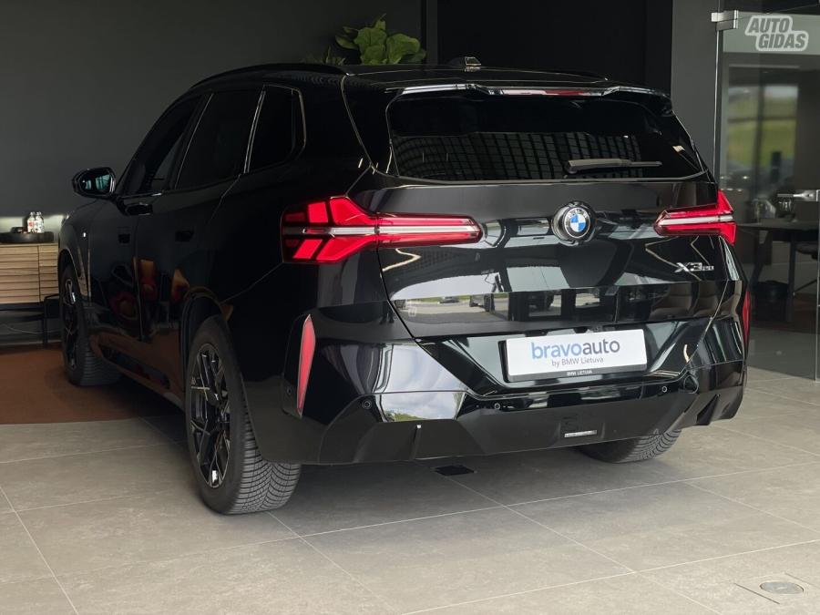 Melns BMW X3 2025 Klaipėda, ar dzinēja tilpumu 2.00 L un nobraukumu 15 tūkst. km par 55752 €, foto 7 vietnē AUTOMOTO.COM.LV
