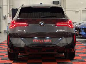Black BMW X3 2025 in Vilnius, with an engine capacity of 1.20 L and mileage of 13 thousand km for 49999 €, photo 6 on AUTOMOTO.COM.LV