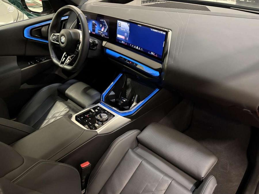 Black BMW X3 2025 in Vilnius, with an engine capacity of 1.20 L and mileage of 13 thousand km for 49999 €, photo 17 on AUTOMOTO.COM.LV