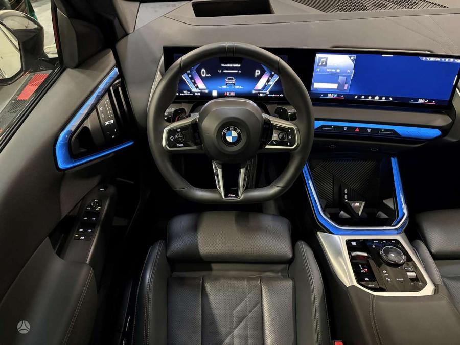 Black BMW X3 2025 in Vilnius, with an engine capacity of 1.20 L and mileage of 13 thousand km for 49999 €, photo 21 on AUTOMOTO.COM.LV