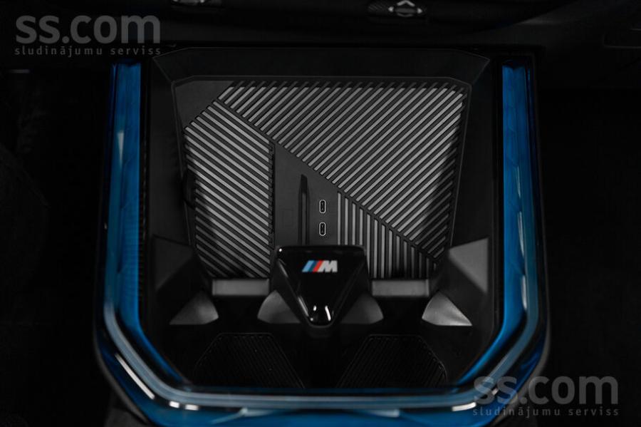 Melns BMW X3 2026 Rīga, ar dzinēja tilpumu 3.00 L un nobraukumu 4 tūkst. km par 81500 €, foto 31 vietnē AUTOMOTO.COM.LV
