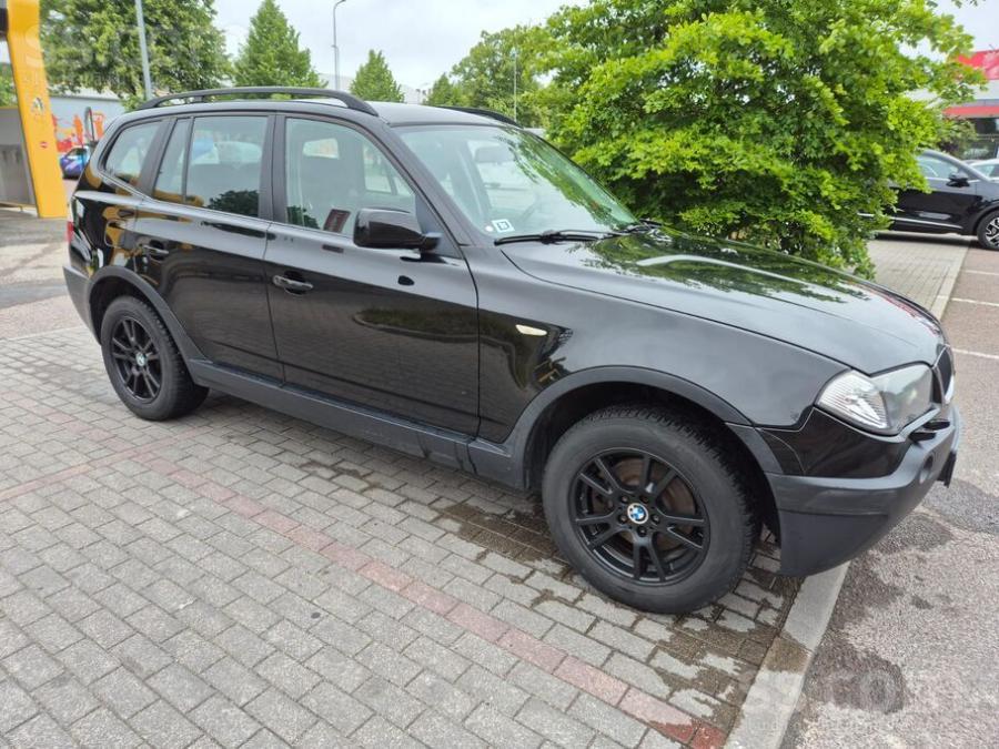 Black BMW X3 2006 in Liepaja, with an engine capacity of 2.00 L and mileage of 226 thousand km for 4200 €, photo 4 on AUTOMOTO.COM.LV