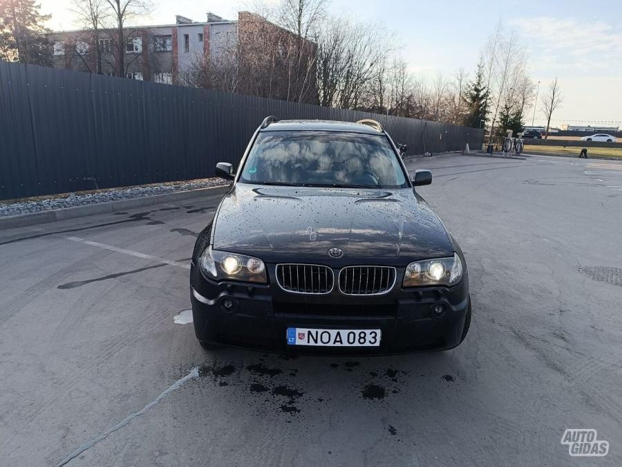 Melns BMW X3 2006 Kauņa, ar dzinēja tilpumu 3.00 L un nobraukumu 377 tūkst. km par 4000 €, foto 2 vietnē AUTOMOTO.COM.LV