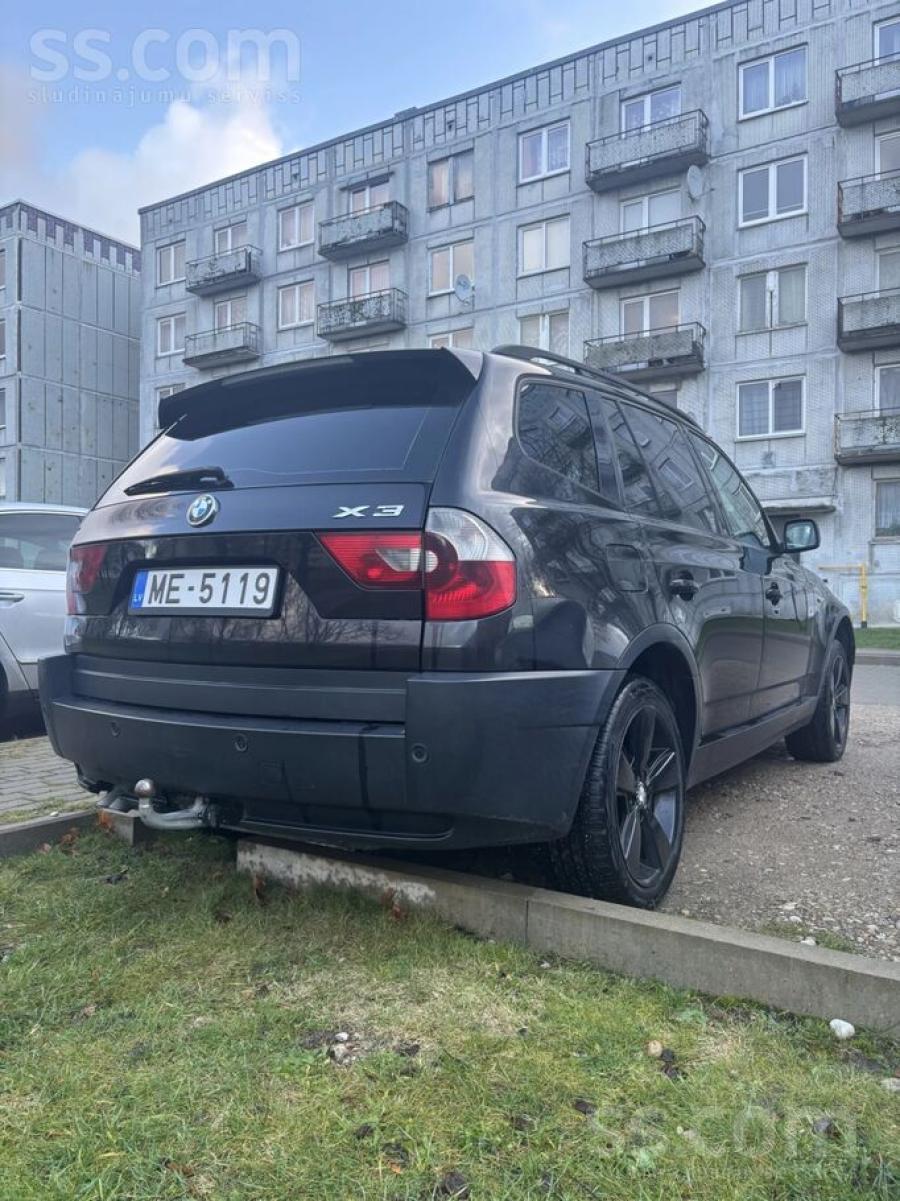 Black BMW X3 2005 in Liepaja, with an engine capacity of 3.00 L and mileage of 323 thousand km for 5500 €, photo 6 on AUTOMOTO.COM.LV