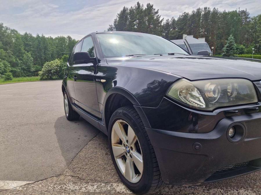 Melns BMW X3 2005 Elektrėnai, ar dzinēja tilpumu 3.00 L un nobraukumu 300 tūkst. km par 3590 €, foto 1 vietnē AUTOMOTO.COM.LV