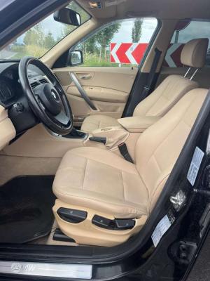 Black BMW X3 2006 in Vilnius, with an engine capacity of 2.00 L and mileage of 336 thousand km for 2800 €, photo 13 on AUTOMOTO.COM.LV