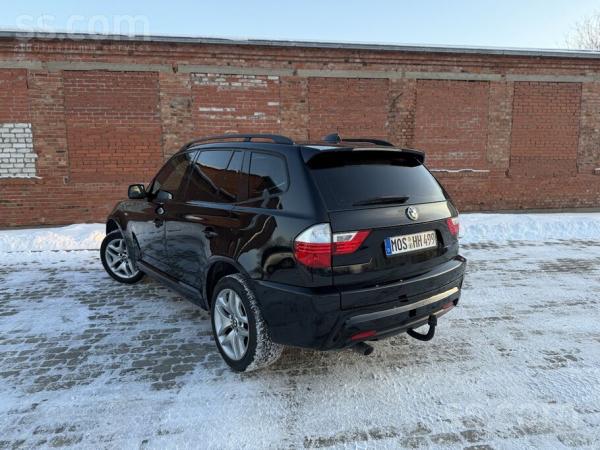 Black BMW X3 2008 in Cesis, with an engine capacity of 2.00 L and mileage of 266 thousand km for 6450 €, photo 6 on AUTOMOTO.COM.LV