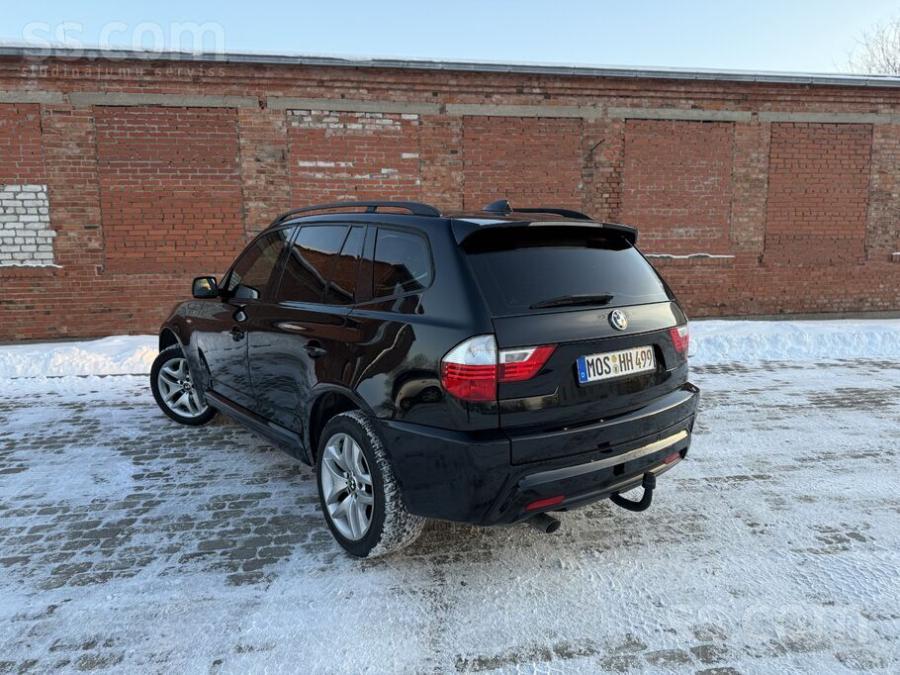 Black BMW X3 2008 in Cesis, with an engine capacity of 2.00 L and mileage of 266 thousand km for 6450 €, photo 6 on AUTOMOTO.COM.LV