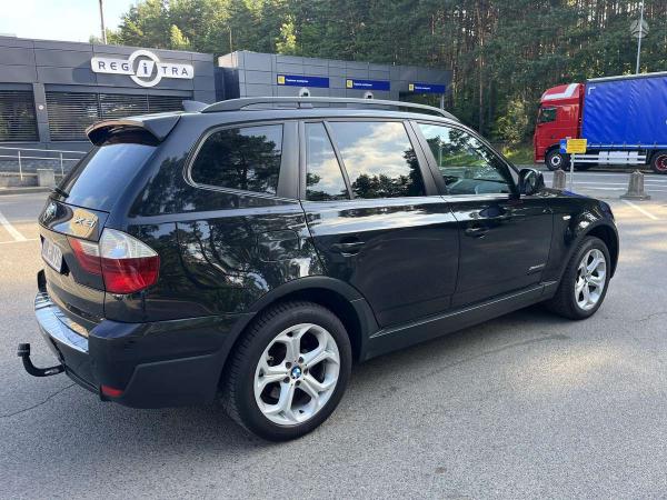 Black BMW X3 2009 in Vilnius, with an engine capacity of 2.00 L and mileage of 241 thousand km for 6350 €, photo 2 on AUTOMOTO.COM.LV