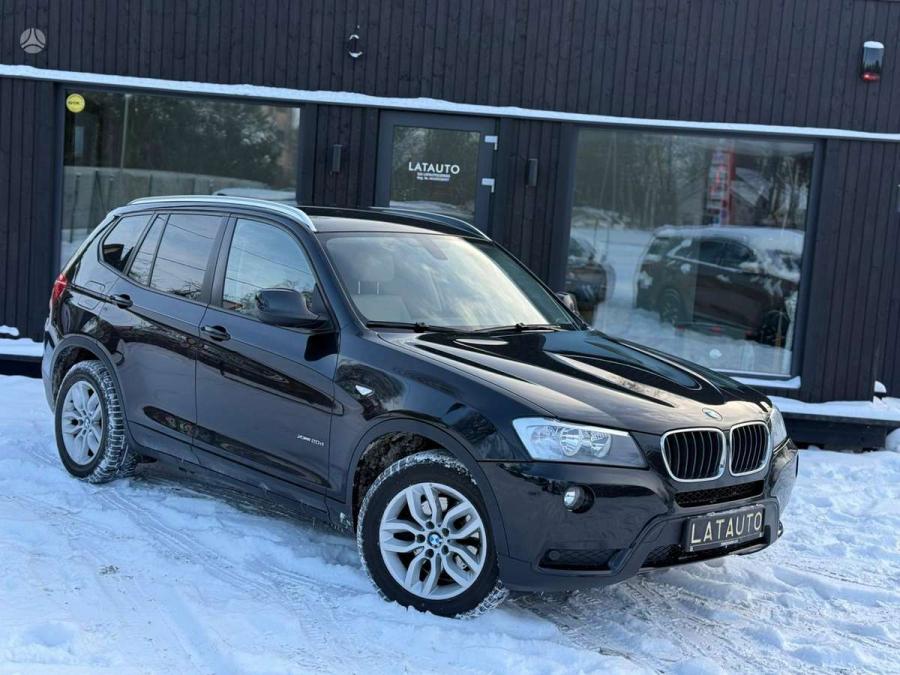 Black BMW X3 2013 in Riga, with an engine capacity of 0.00 L and mileage of 349 thousand km for 8550 €, photo 3 on AUTOMOTO.COM.LV