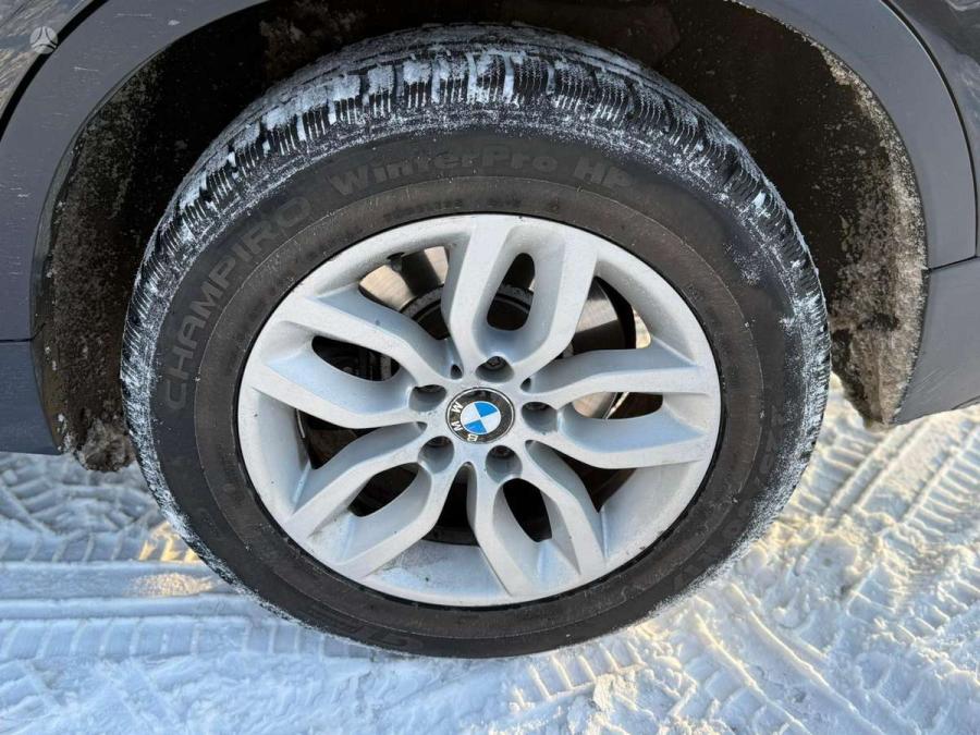 Black BMW X3 2013 in Riga, with an engine capacity of 0.00 L and mileage of 349 thousand km for 8550 €, photo 12 on AUTOMOTO.COM.LV