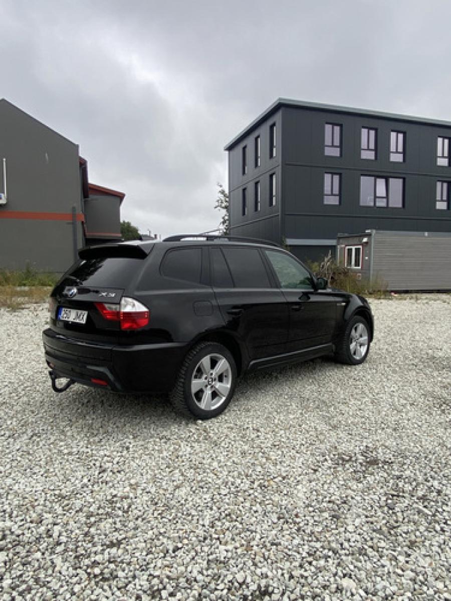 Black BMW X3 2008 in Tallinn, with an engine capacity of 3.00 L and mileage of 282 thousand km for 5200 €, photo 4 on AUTOMOTO.COM.LV