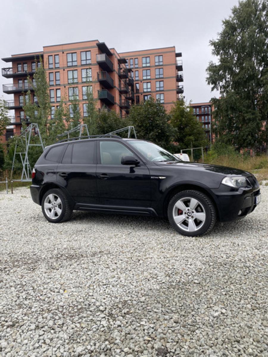 Black BMW X3 2008 in Tallinn, with an engine capacity of 3.00 L and mileage of 282 thousand km for 5200 €, photo 6 on AUTOMOTO.COM.LV
